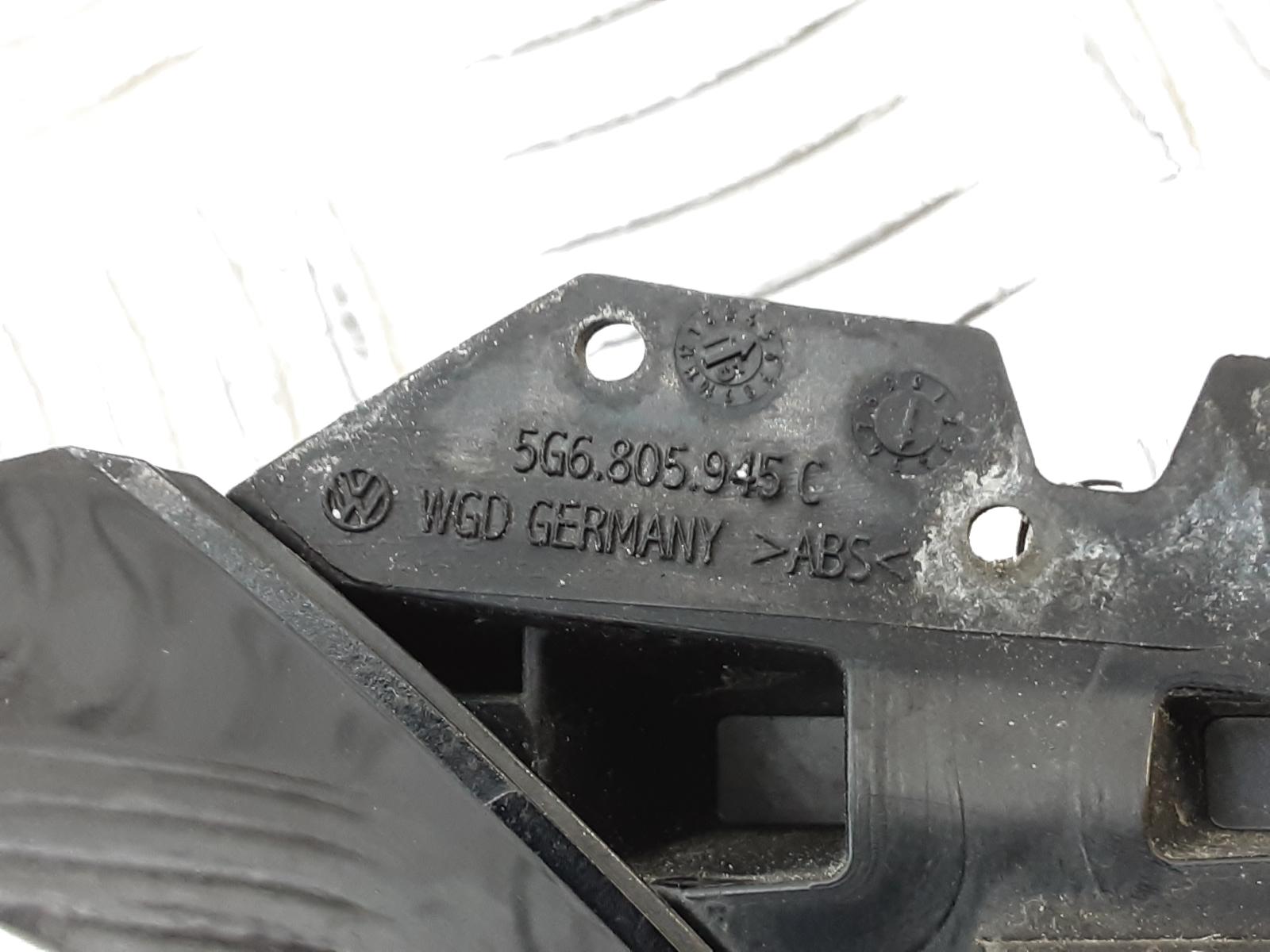 Volkswagen Golf Mk7 Rear Left Side Trunk Lid Spoiler Trim 5G6805945C ...